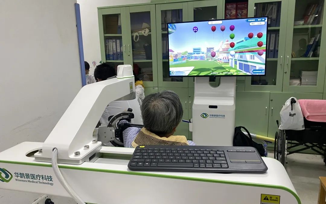 三维上肢镜像康复机器人Wisebot X5 - 武汉普天康达医疗器械/冲击波，高能激光，机器人，干涉波，津波